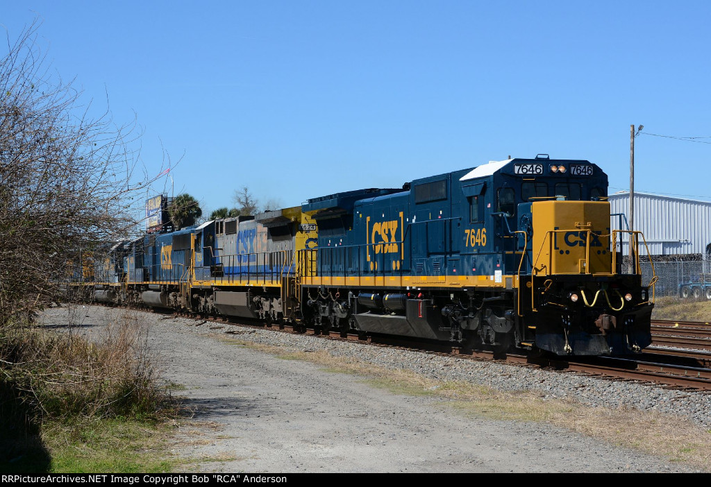 CSX 7646 HTM paint